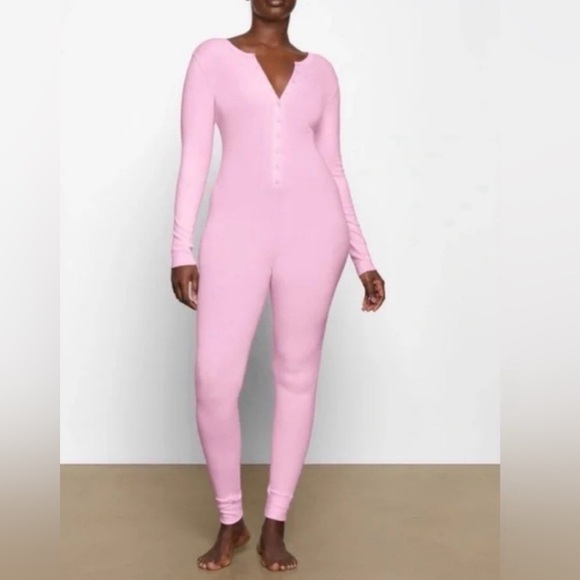 SKIMS | Intimates & Sleepwear | Nwot Skims Logo Pointelle Henley Onesie ...